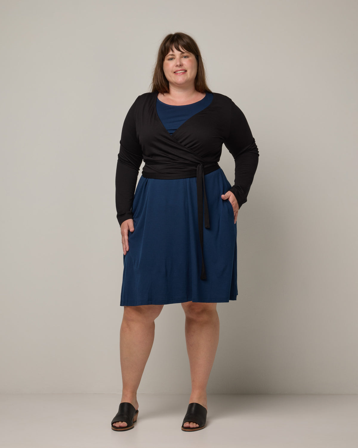 Natalia Merino Wool Wrap Top - Black – Natalia Wrap Top | wool&